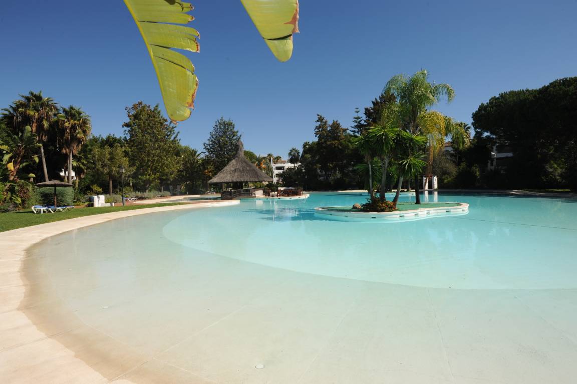 130 M² Ferienwohnung ∙ 2 Schlafzimmer ∙ 5 Gäste - Benahavís