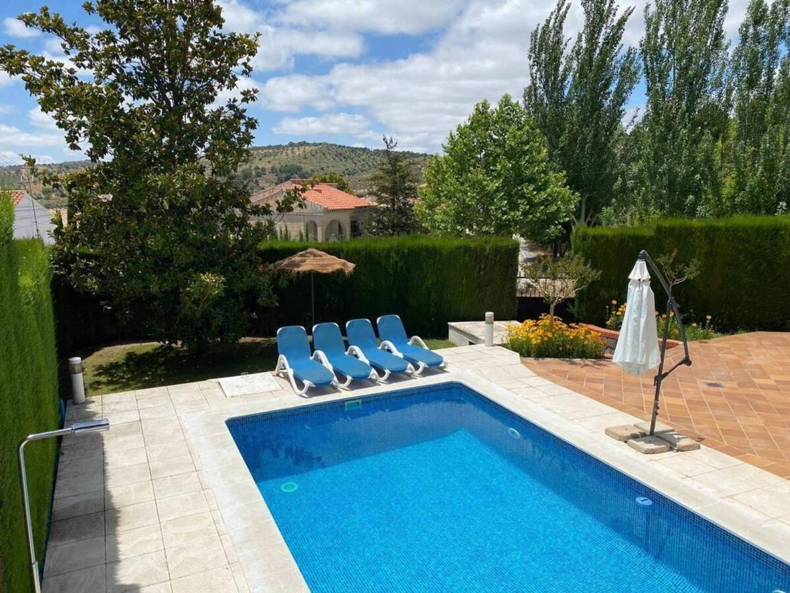 1200 M² Casa Rural ∙ 4 Habitaciones ∙ 11 Huéspedes - Granada, España