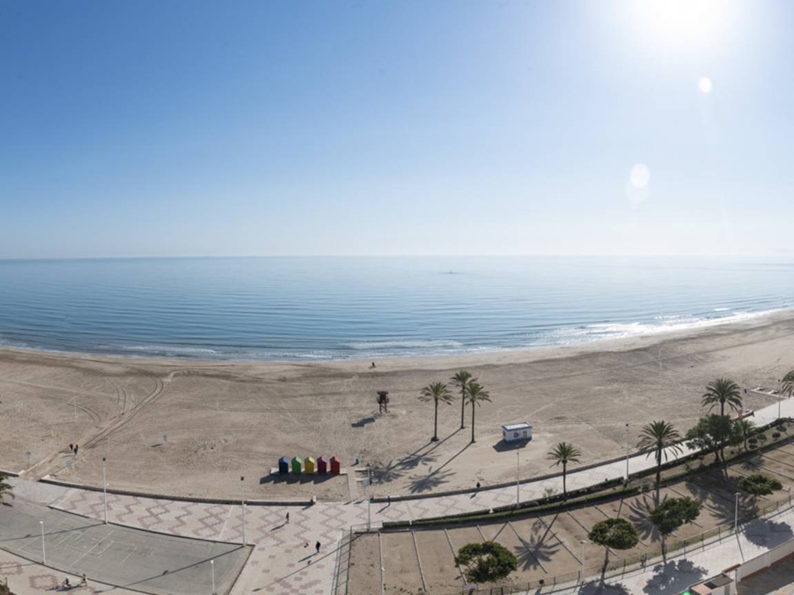 168 M² Apartamento ∙ 3 Habitaciones ∙ 6 Huéspedes - Cullera