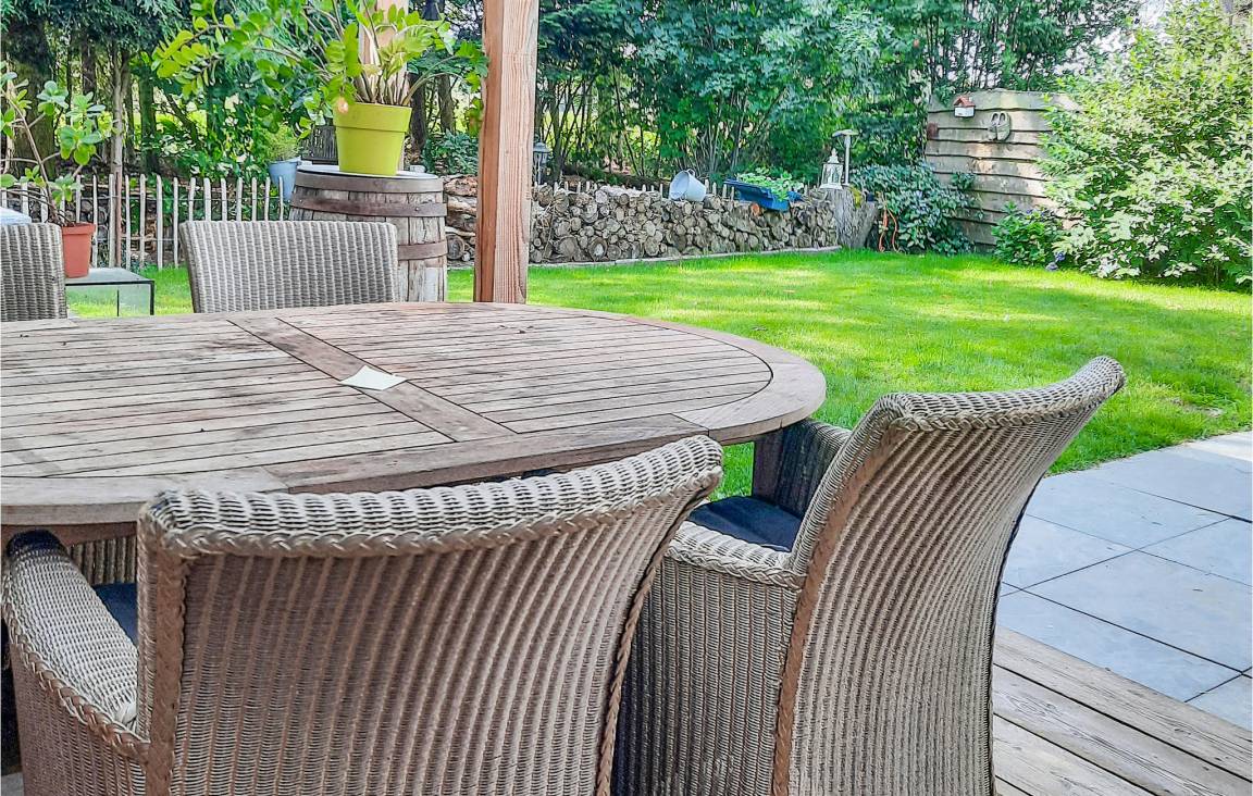 80 M² House ∙ 2 Bedrooms ∙ 5 Guests - Eindhoven