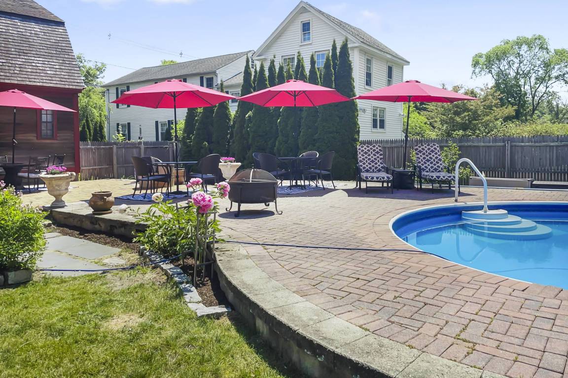162 M² House ∙ 3 Bedrooms ∙ 6 Guests - Stonington, CT