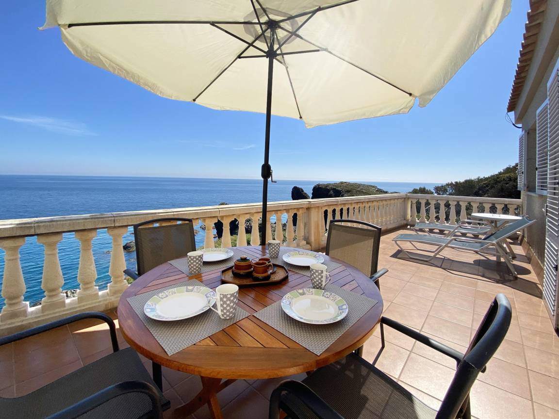 75 M² Apartment ∙ 2 Bedrooms ∙ 4 Guests - Begur