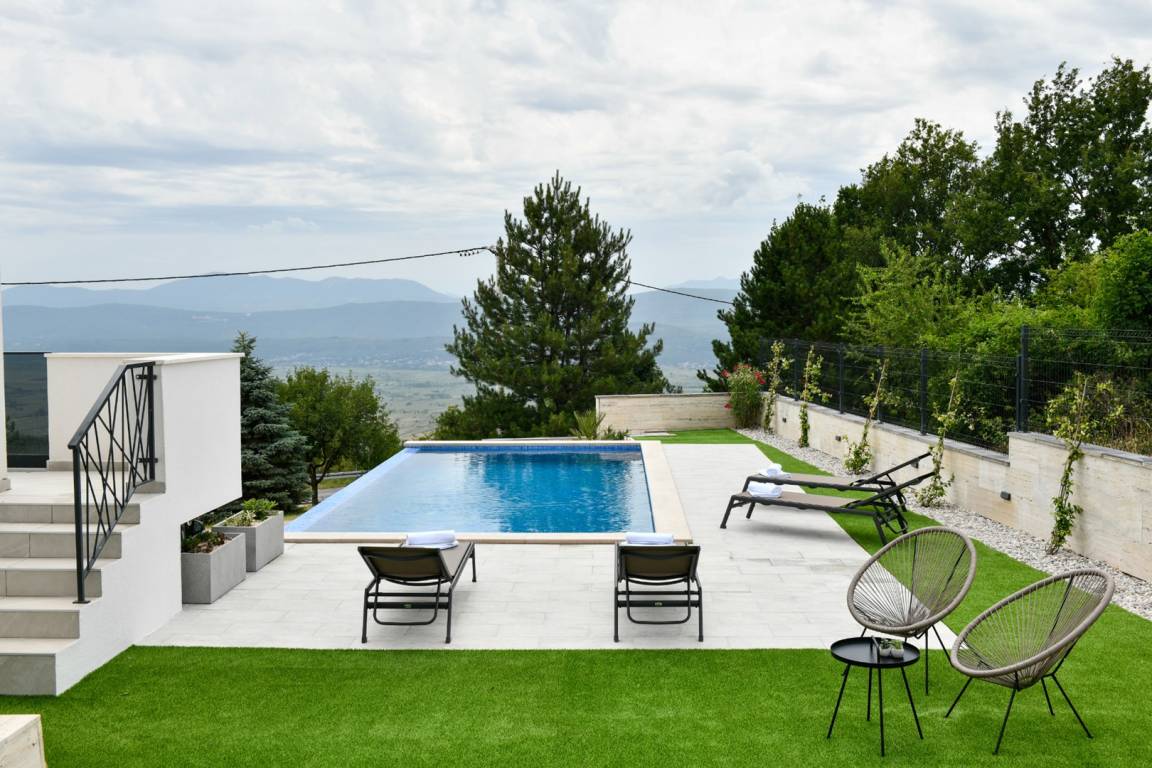 230 M² Villa ∙ 4 Schlafzimmer ∙ 8 Gäste - Imotski