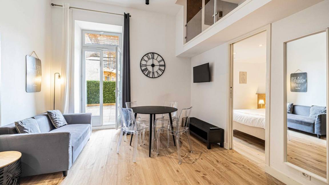 35 M² Apartament ∙ 2 Sypialnie ∙ 4 Gości - Nicea