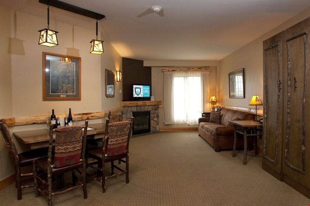 Condo ∙ 1 Bedroom ∙ 6 Guests - Greek Peak Mountain Resort, Cortland