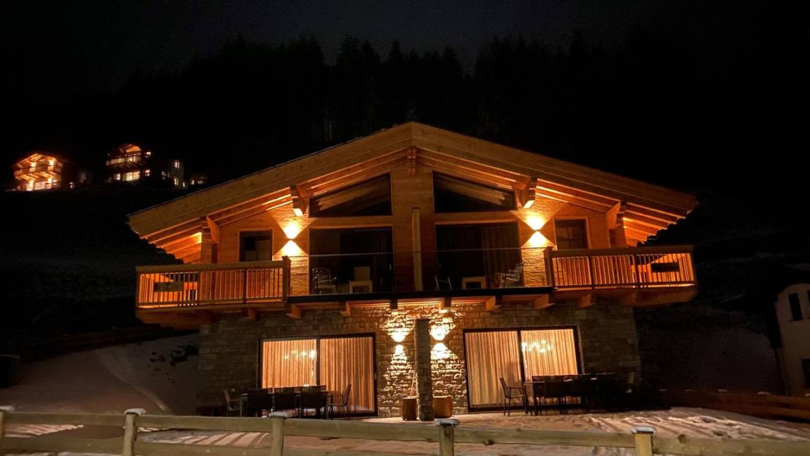 140 M² Ferienhaus ∙ 4 Schlafzimmer ∙ 12 Gäste - Bischofshofen