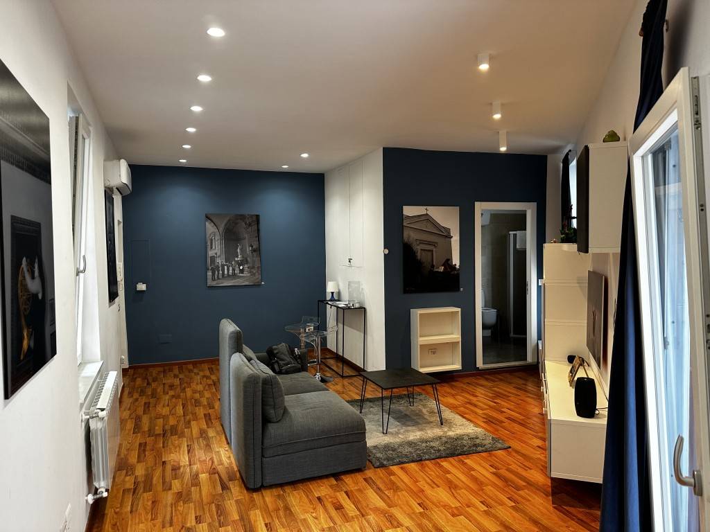 110 M² Apartamento ∙ 3 Habitaciones ∙ 10 Huéspedes - Naples