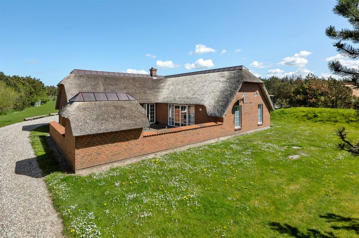 215 M² Ferienhaus ∙ 6 Schlafzimmer ∙ 12 Gäste - Ulfborg