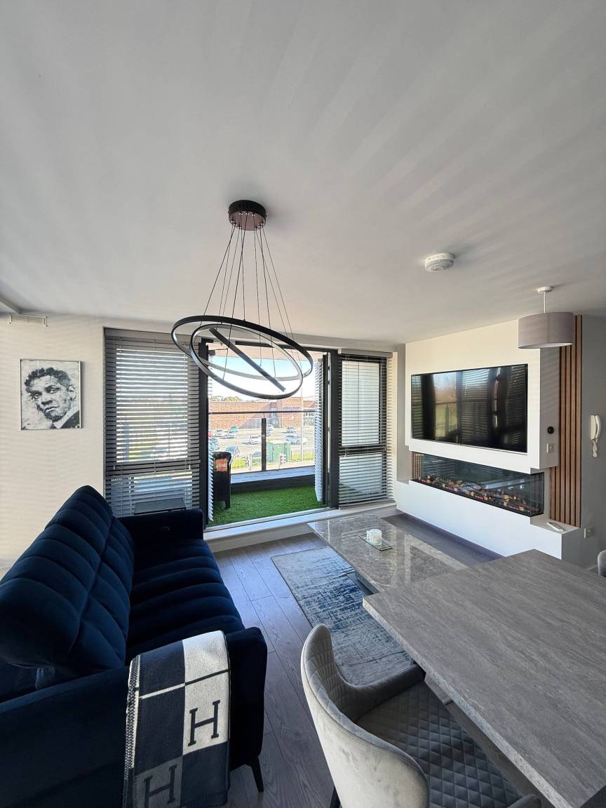 75 M² Apartment ∙ 2 Bedrooms ∙ 4 Guests - Swords