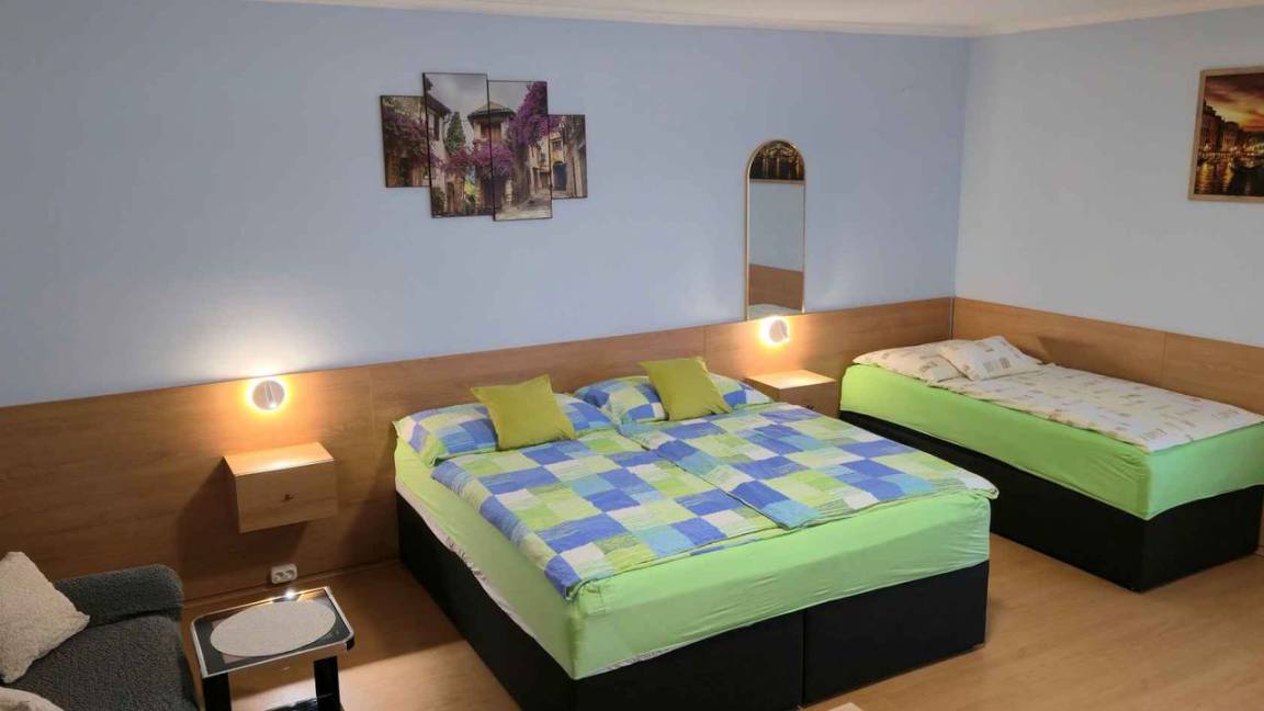 42 M² Ferienwohnung ∙ 2 Gäste - Siófok