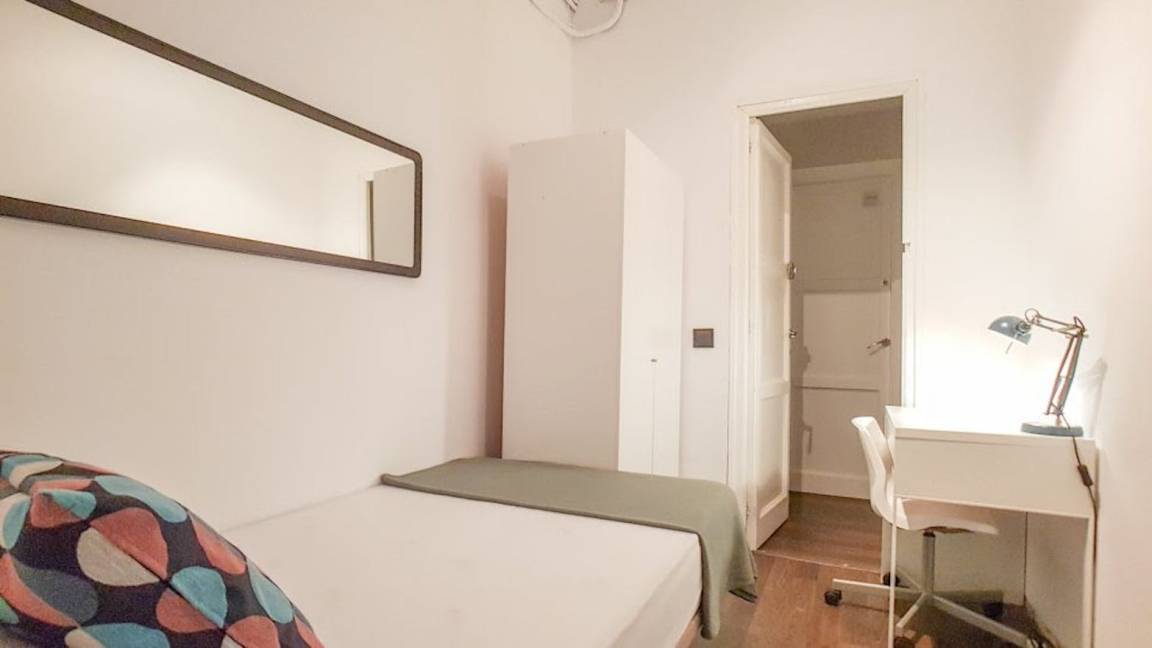 127 M² Private Room ∙ 1 Bedroom ∙ 1 Guest - Rubí