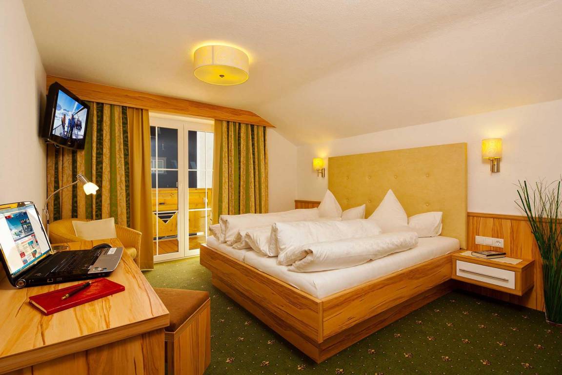 60 M² Ferienwohnung ∙ 2 Schlafzimmer ∙ 4 Gäste - Sölden