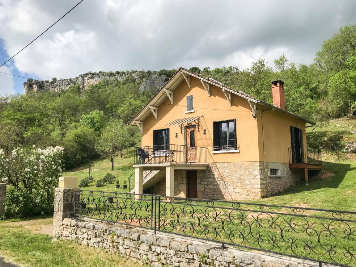 83 M² Gîte ∙ 2 Chambres ∙ 5 Personnes - Lot
