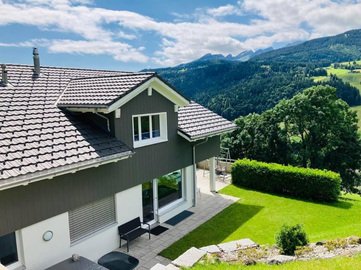 120 M² Ferienwohnung ∙ 2 Schlafzimmer ∙ 6 Gäste - Wildhaus