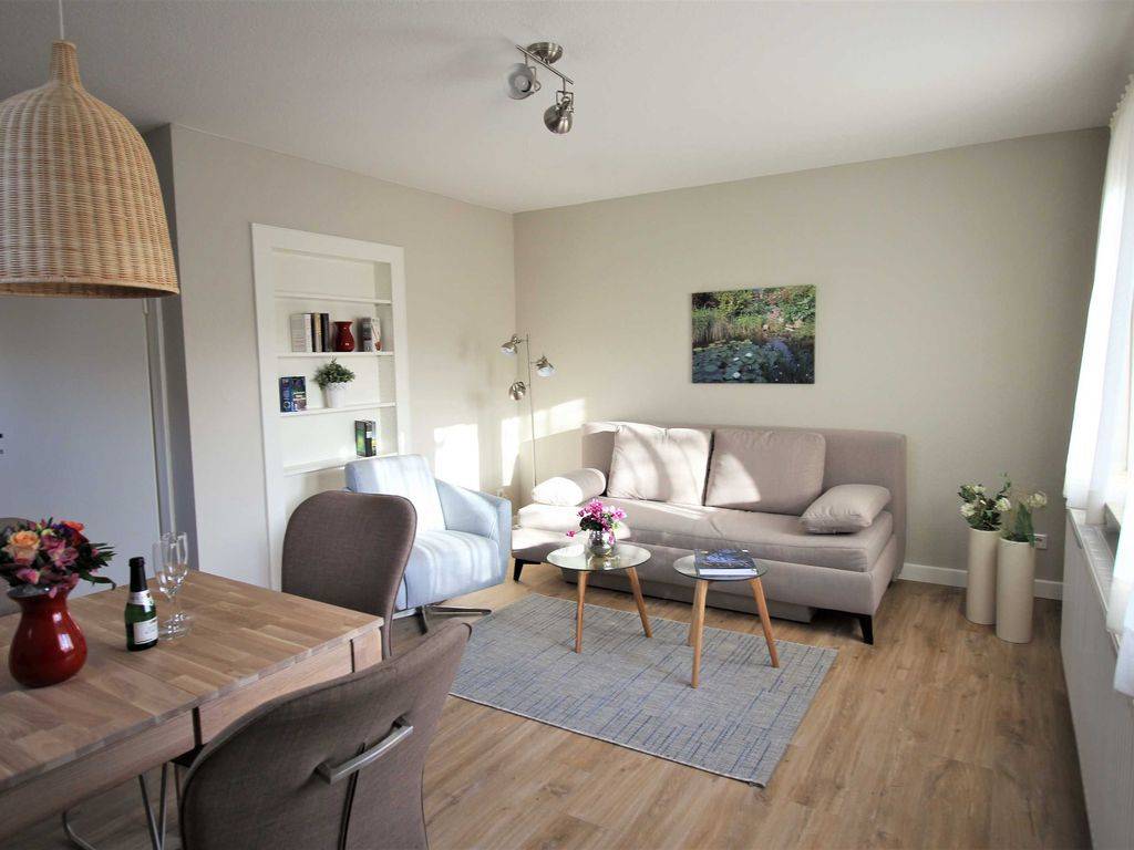 75 M² Apartamento ∙ 2 Habitaciones ∙ 4 Huéspedes - Leer