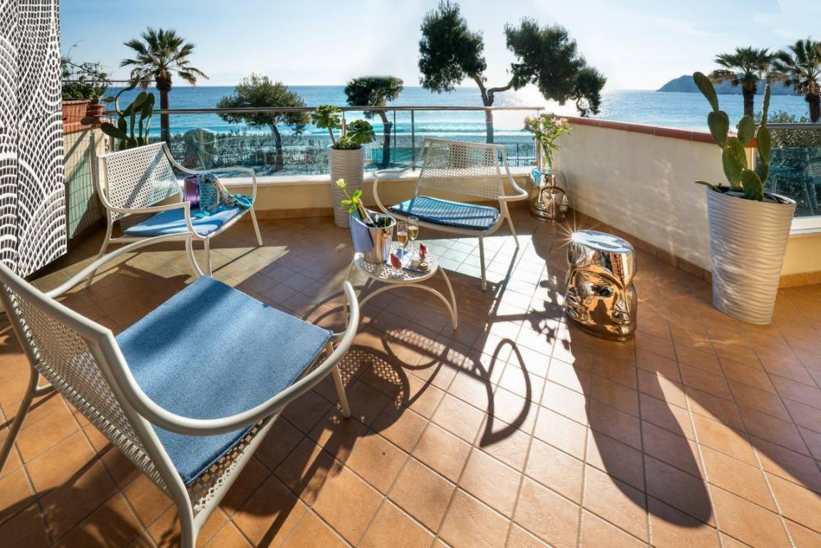 100 M² Apartament ∙ 2 Sypialnie ∙ 4 Gości - Taormina