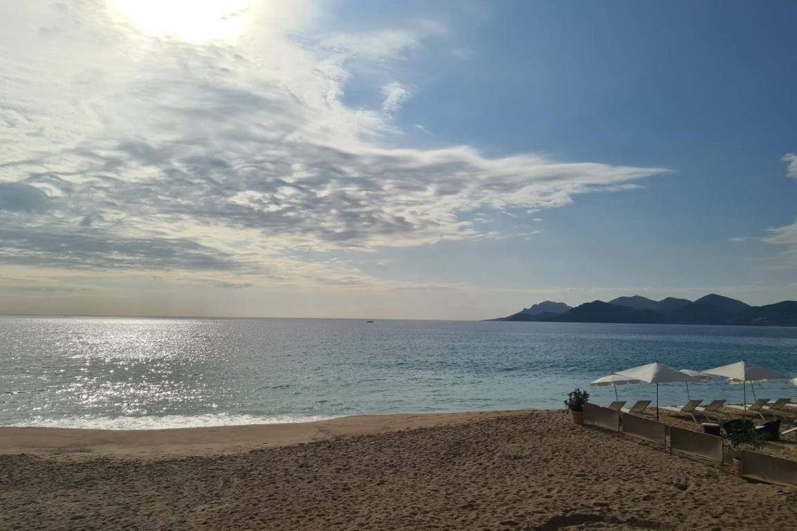 70 M² Appartement ∙ 2 Chambres ∙ 4 Personnes - ibis Styles Cannes Le Cannet