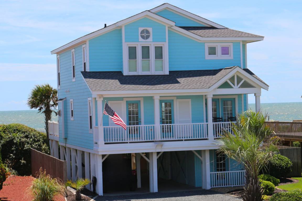 224 M² House ∙ 4 Bedrooms ∙ 10 Guests - Holden Beach, NC