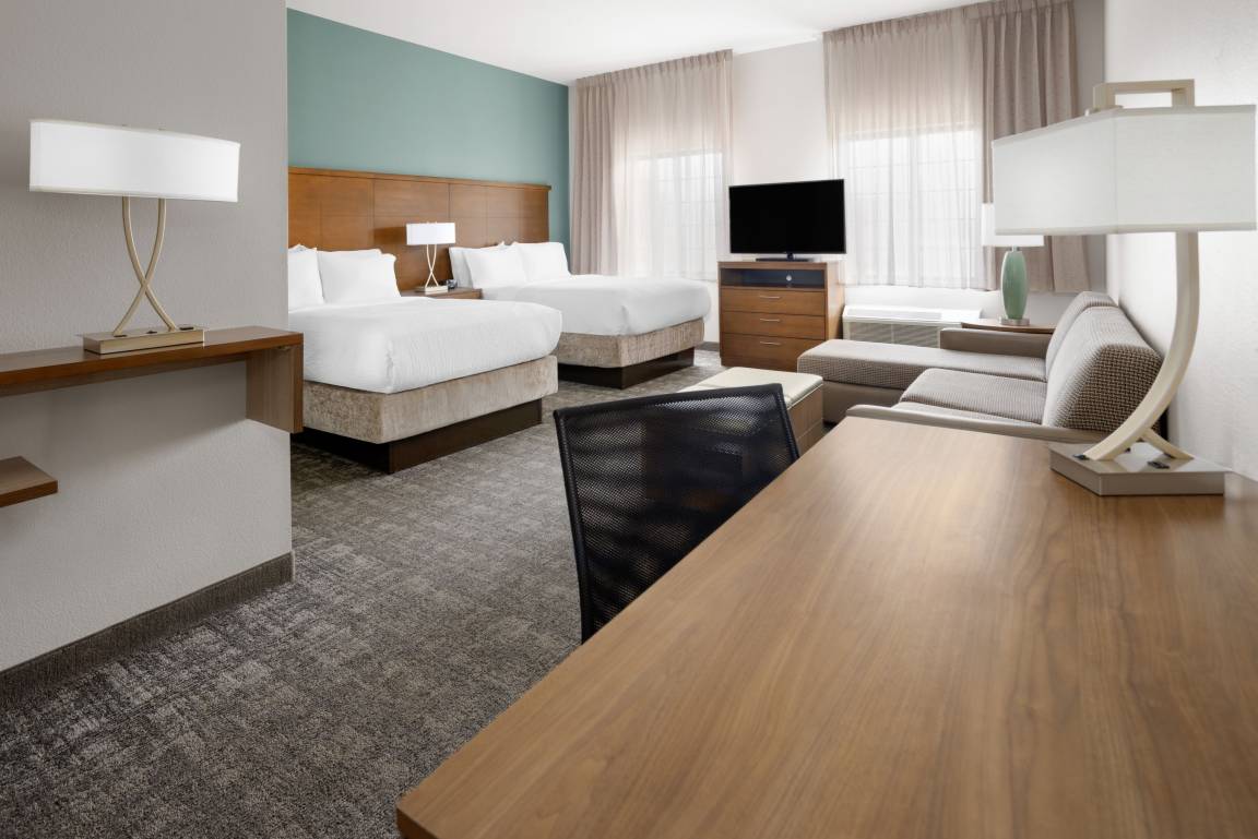 Hotel ∙ 1 Bedroom ∙ 4 Guests - Harrisburg, PA