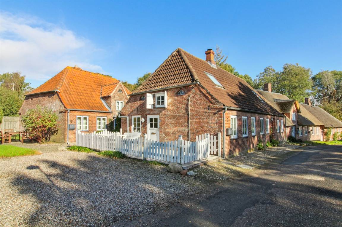162 M² Ferienhaus ∙ 4 Schlafzimmer ∙ 6 Gäste - Niebüll
