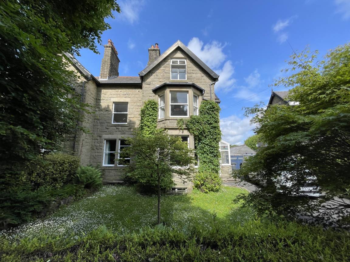 Cottage ∙ 5 Bedrooms ∙ 10 Guests - Buxton
