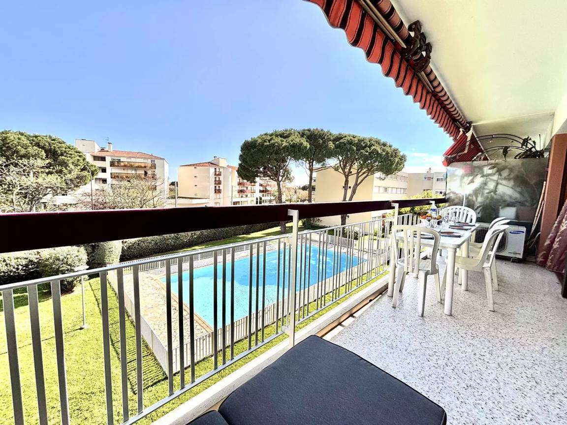 70 M² Appartement ∙ 2 Chambres ∙ 5 Personnes - Fréjus