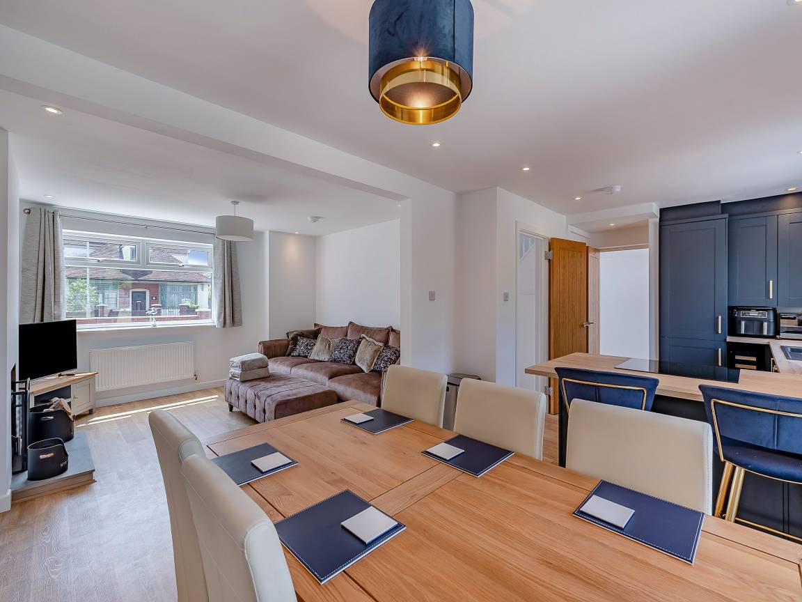 Cottage ∙ 3 Bedrooms ∙ 7 Guests - Deal