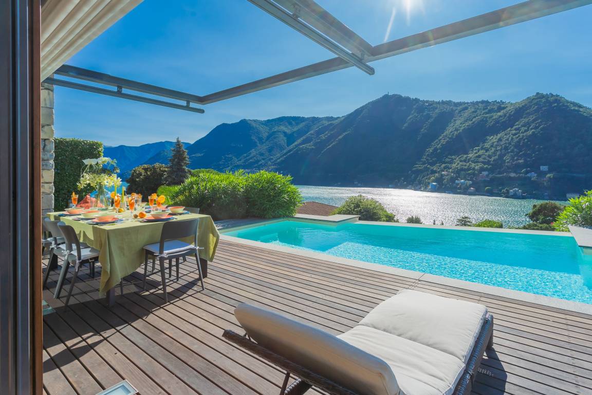 250 M² Villa ∙ 4 Chambres ∙ 8 Personnes - Côme