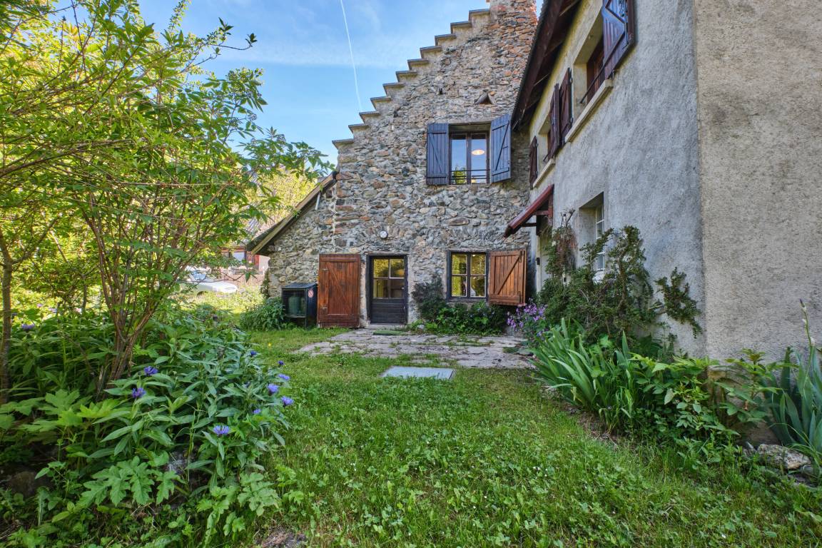 250 M² Mökki ∙ 3 Makuuhuonetta ∙ 25 Vierasta - Rhône-Alpes