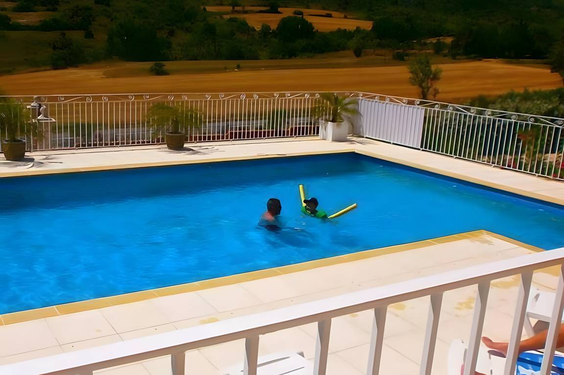60 M² Stuga ∙ 2 Sovrum ∙ 6 Gäster - Ardèche