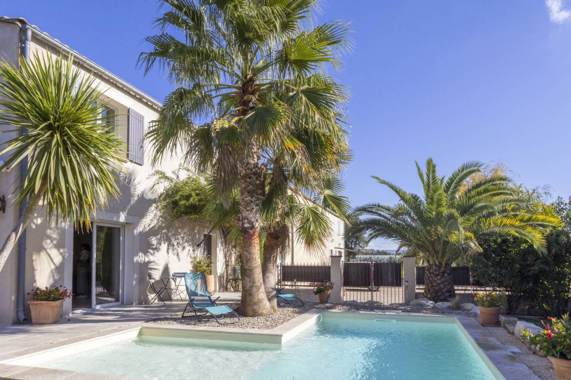 120 M² Maison De Vacances ∙ 3 Chambres ∙ 6 Personnes - Avignon