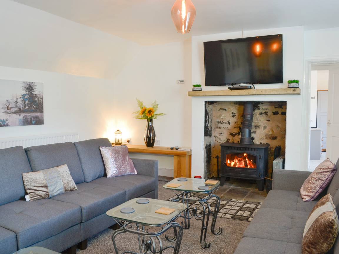 Cottage ∙ 7 Bedrooms ∙ 18 Guests - Haltwhistle
