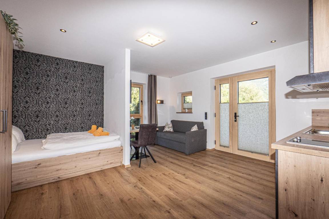 32 M² Ferienwohnung ∙ 1 Schlafzimmer ∙ 2 Gäste - Zillertal