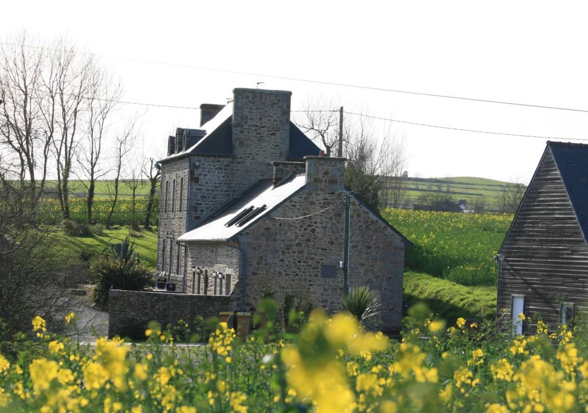 318 M² Gîte ∙ 9 Bedrooms ∙ 28 Guests - Brittany