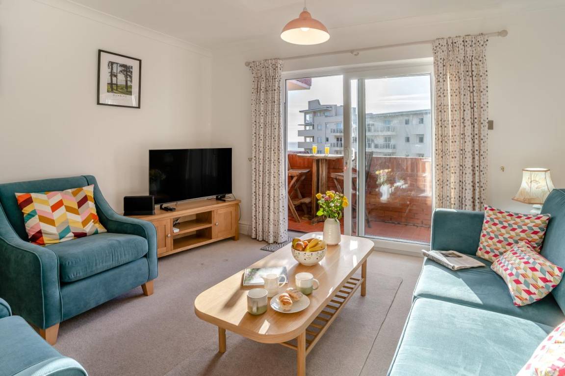 Apartment ∙ 2 Bedrooms ∙ 4 Guests - The Mumbles