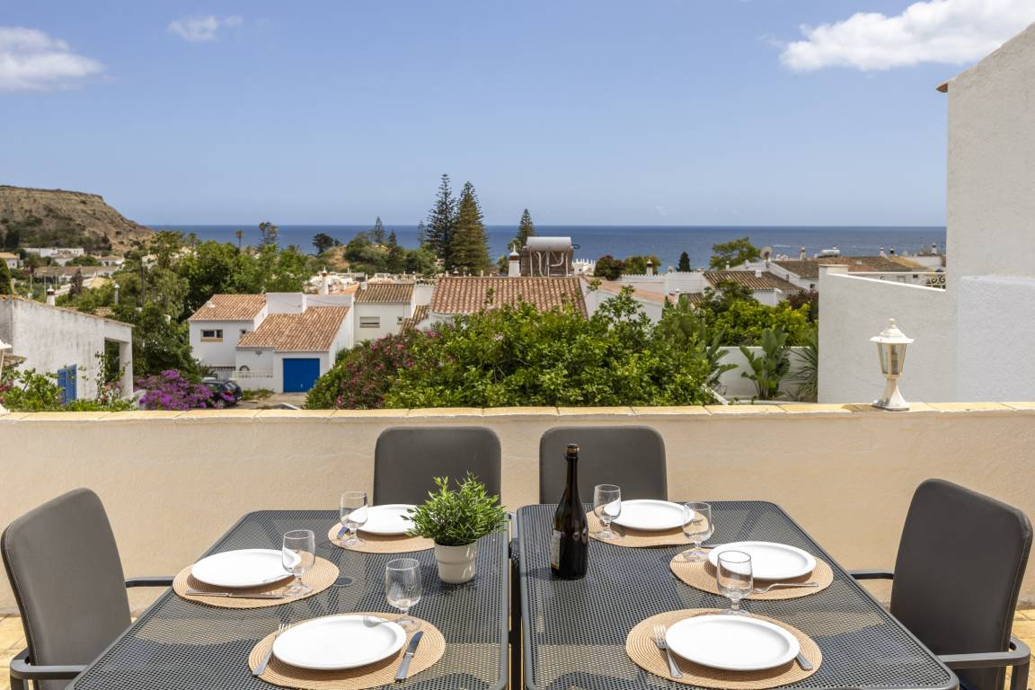 170 M² Casa ∙ 3 Quartos ∙ 6 Hóspedes - Luz