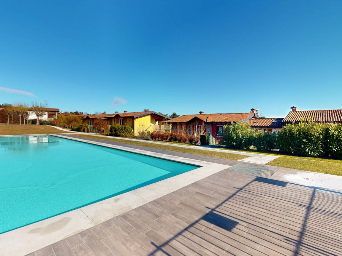 80 M² Appartement ∙ 2 Slaapkamers ∙ 5 Gasten - Padenghe sul Garda