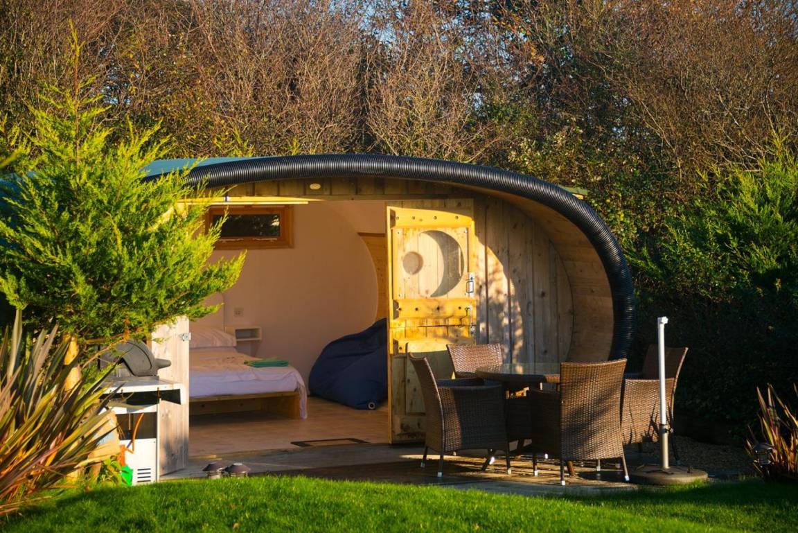 Acampamento ∙ 1 Quarto ∙ 4 Hóspedes - Bude