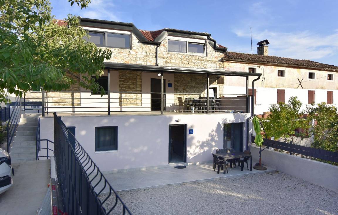 65 M² Apartamento ∙ 3 Habitaciones ∙ 5 Huéspedes - Izola