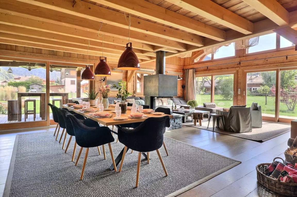 800 M² Chalet ∙ 5 Bedrooms ∙ 13 Guests - Les Gets
