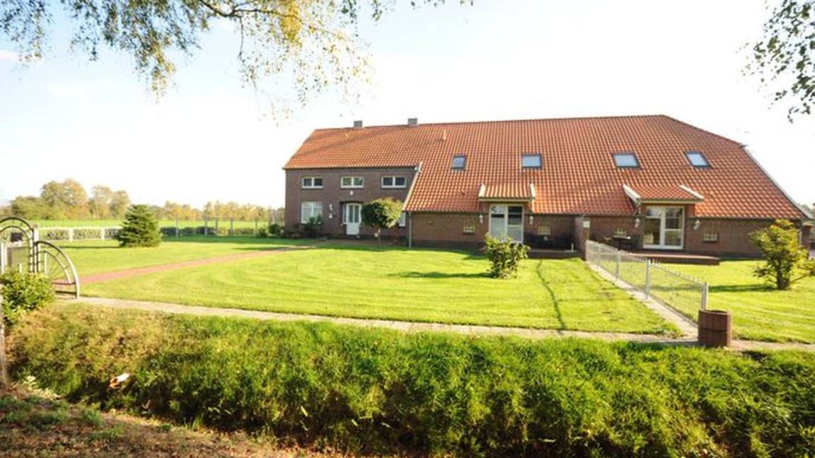 134 M² Ferienwohnung ∙ 2 Schlafzimmer ∙ 5 Gäste - Wiesmoor