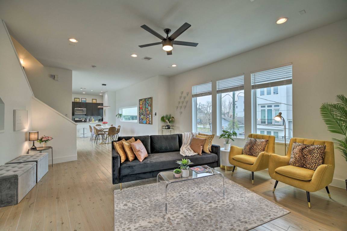 232 M² Apartment ∙ 3 Bedrooms ∙ 10 Guests - Houston, TX