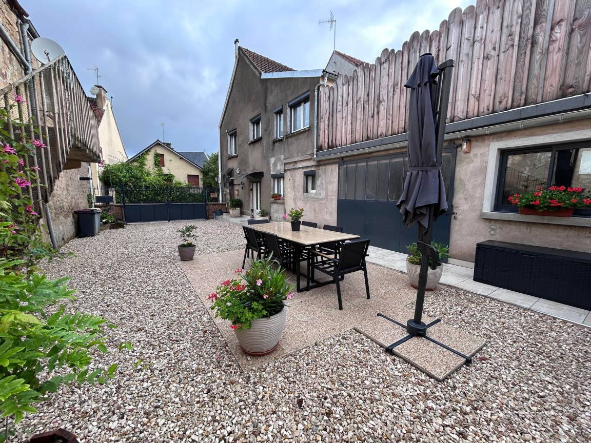67 M² Cottage ∙ 2 Chambres ∙ 4 Personnes - Yonne