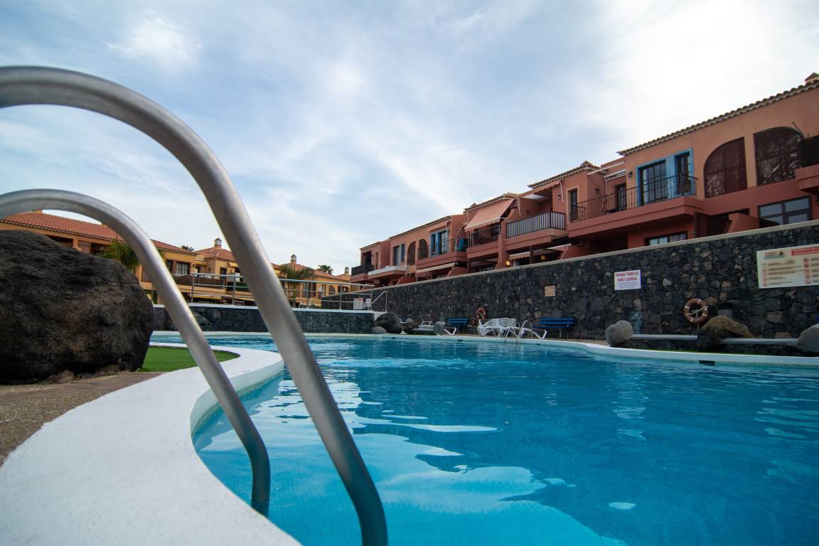 70 M² Apartment ∙ 2 Bedrooms ∙ 4 Guests - Arona