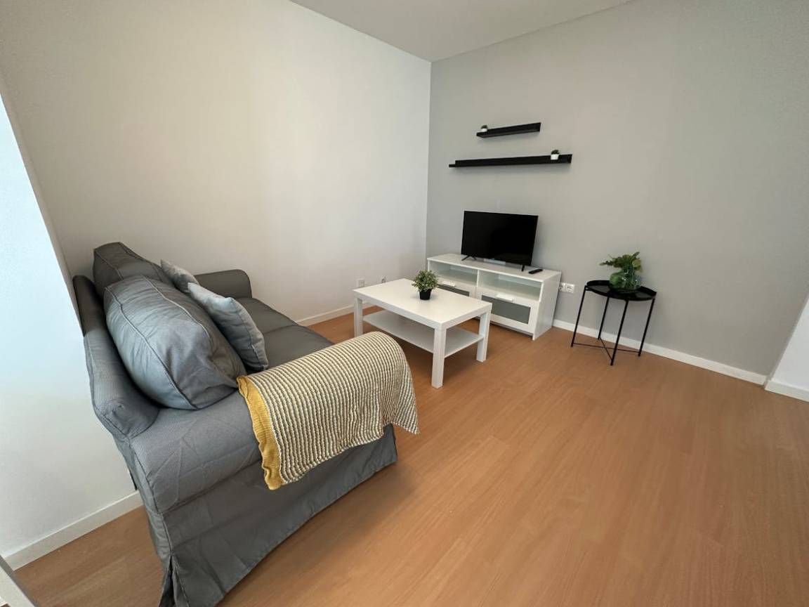 62 M² Apartamento ∙ 3 Habitaciones ∙ 4 Huéspedes - Boadilla del Monte