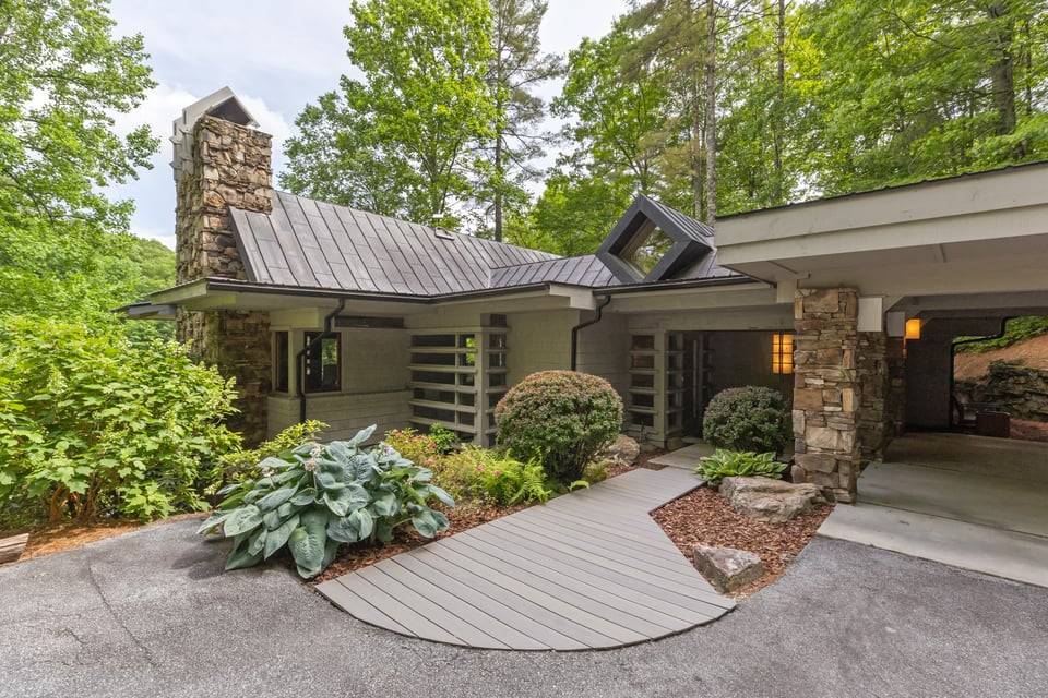 House ∙ 2 Bedrooms ∙ 6 Guests - Cashiers, NC