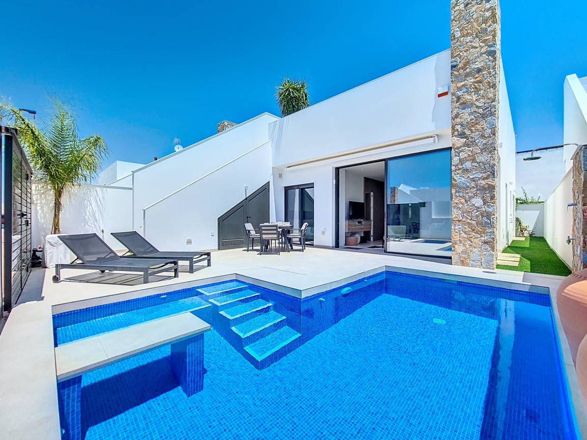 93 M² Villa ∙ 3 Slaapkamers ∙ 6 Gasten - San Javier