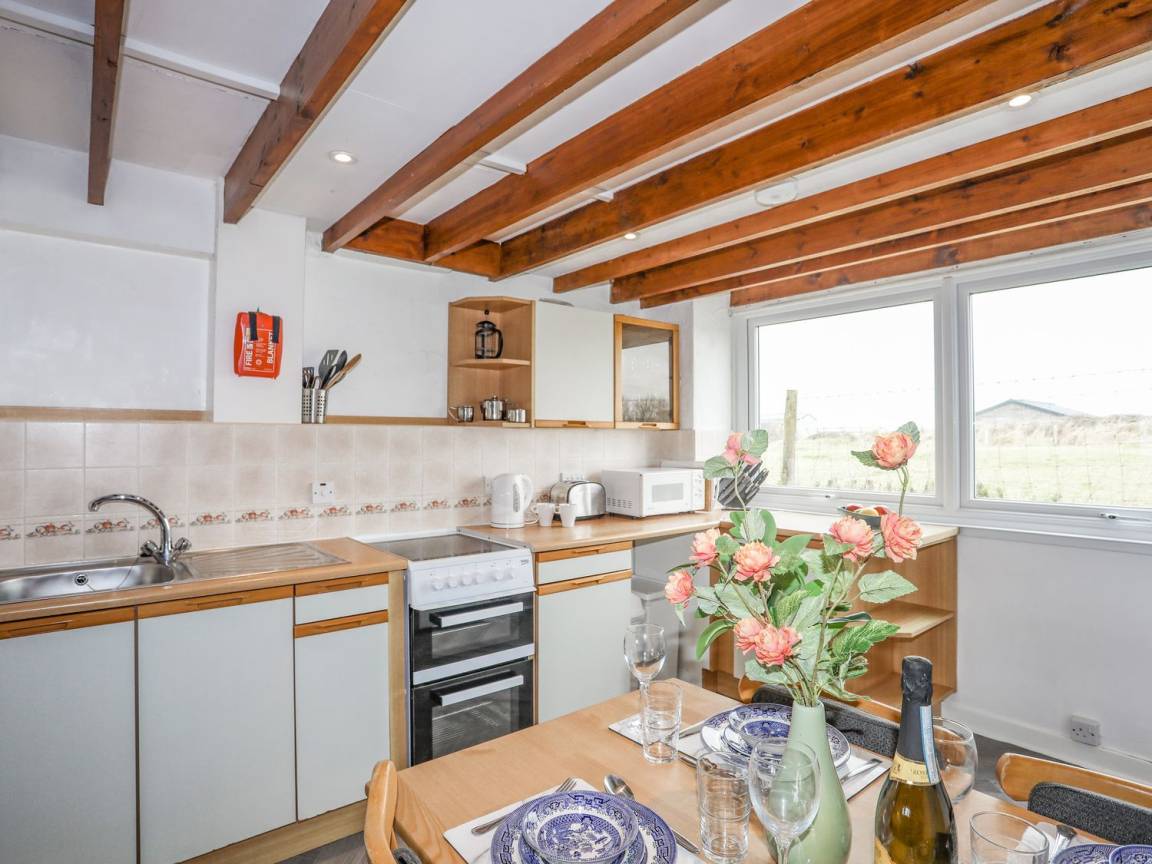 Cottage ∙ 2 Bedrooms ∙ 4 Guests - Abersoch