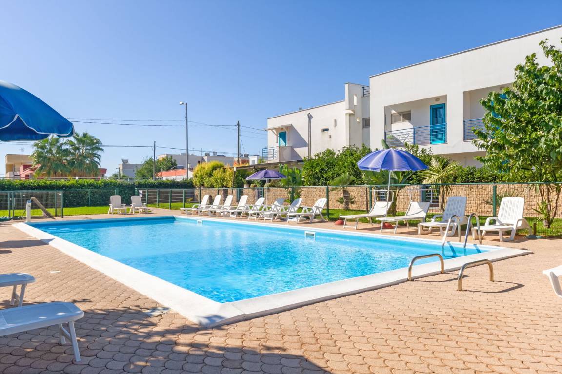 80 M² Ferienwohnung ∙ 2 Schlafzimmer ∙ 4 Gäste - Torre Lapillo