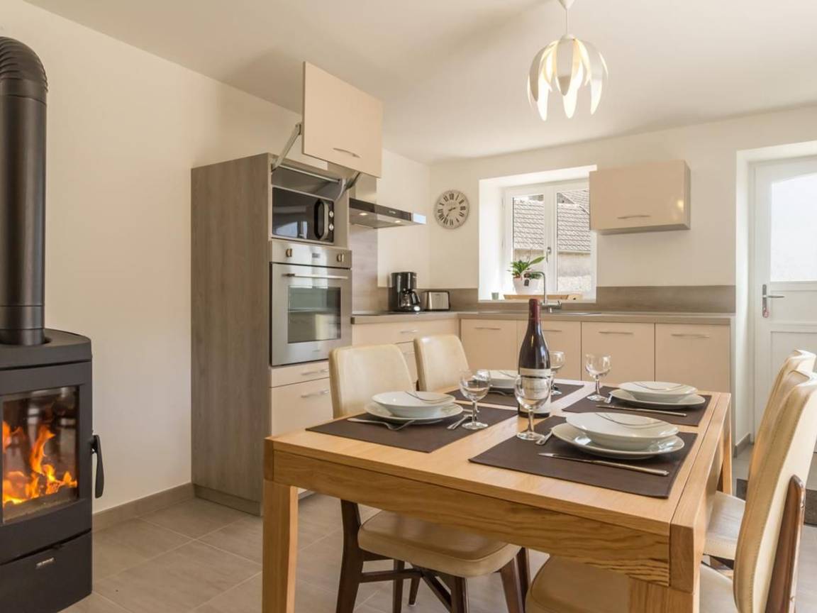 92 M² Cottage ∙ 2 Chambres ∙ 4 Personnes - Baubigny